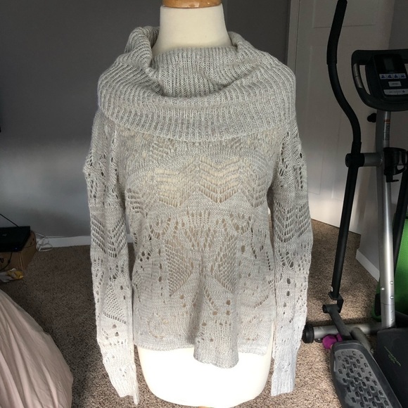 Maurices | Sweaters | Maurice L Cowl Neck Turtleneck Sweater In Light Grey W Silver Weaves ...